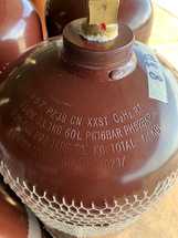 Image: The label showing tare weight of an acetylene cylinder.